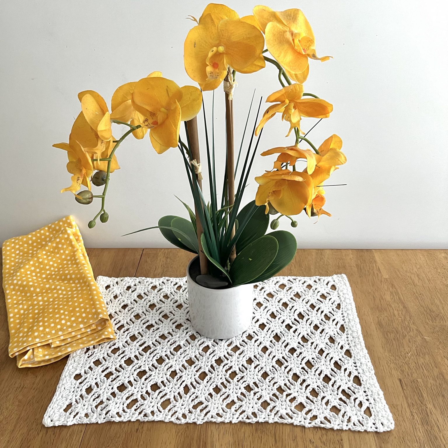 How to Crochet a Boho Placemat & Table Runner - Crafting for Weeks