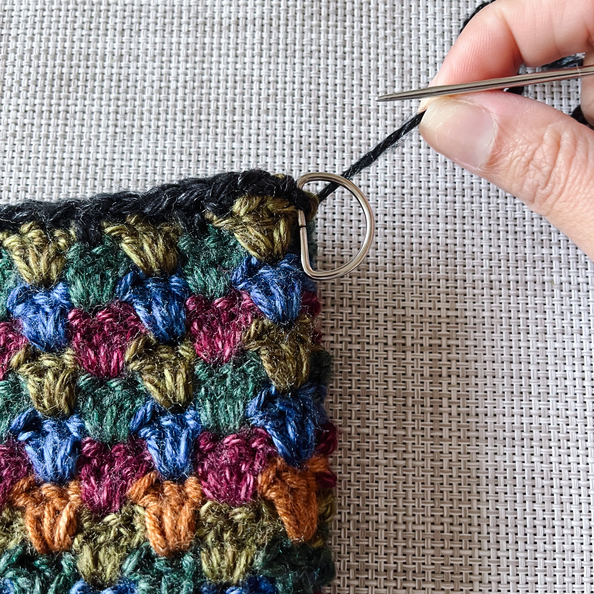 How to Crochet a No-Sew Zipper Pouch - Crafting for Weeks